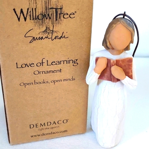Willow Tree | Holiday | Willow Tree Ornament 205 Love Of Learning ...